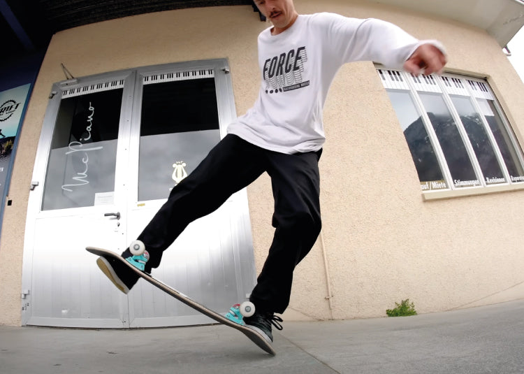 Jonny Giger 'Youtube Skater' – Route One